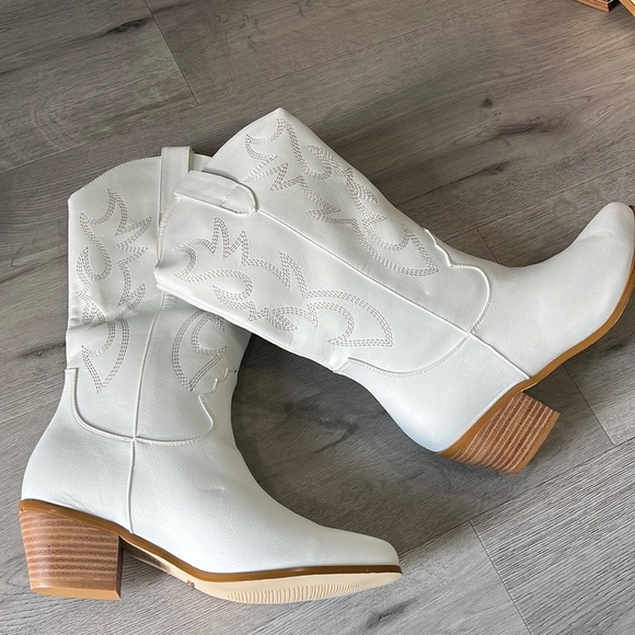 Billini | Shoes | Billini Dixie Western Boots White | Poshmark
